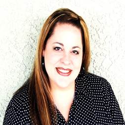 Kelly Brogdon's Instagram, Twitter & Facebook on IDCrawl